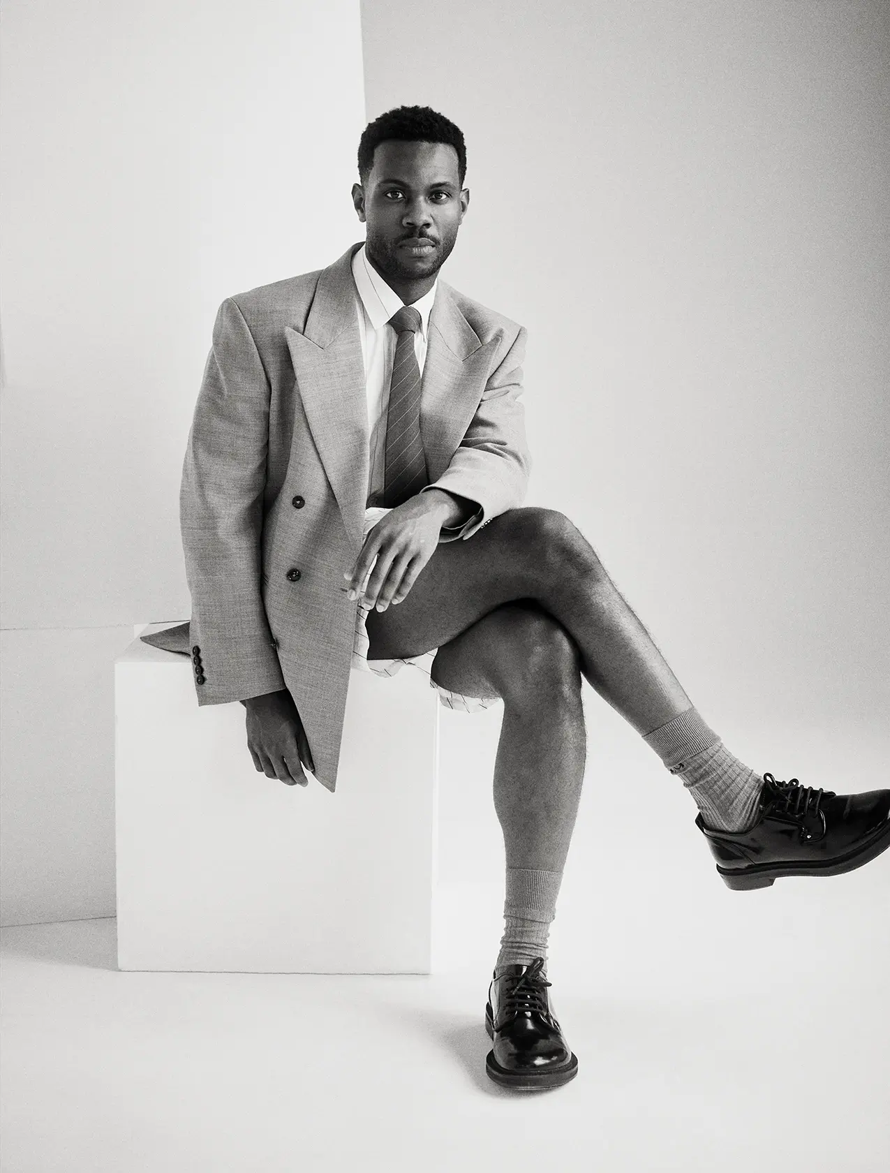 Exclusive Interview: Victor Alli on Playing Bridgerton's John Stirling ...